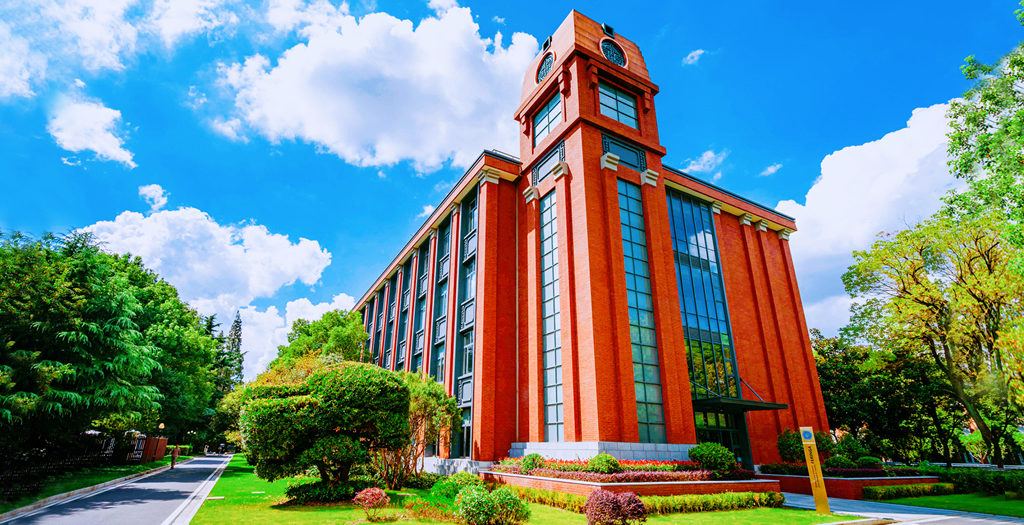 华东理工大学英文网